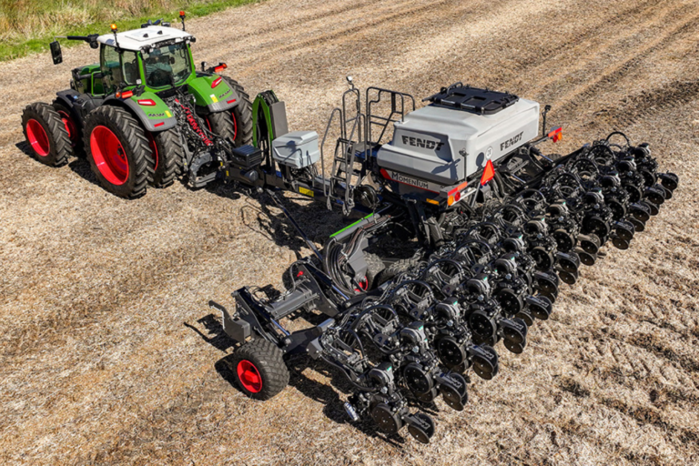 Fendt Momentum Planter - AgWest Ltd.